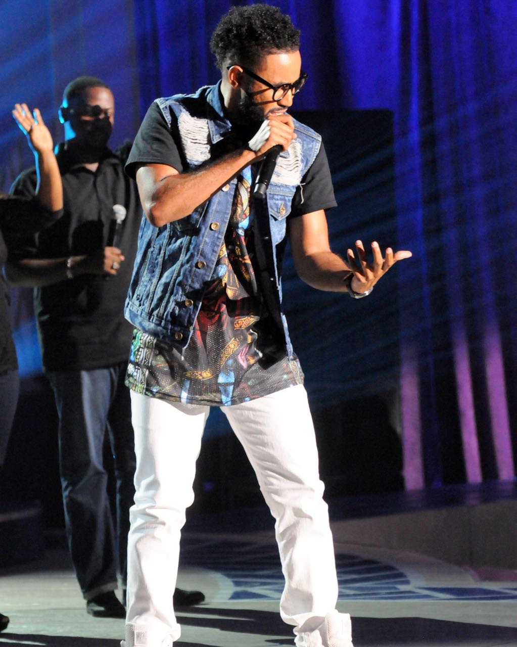 Families News | CBN Spotlights Gospel Singer Bryan Andrew Wilson on ...
