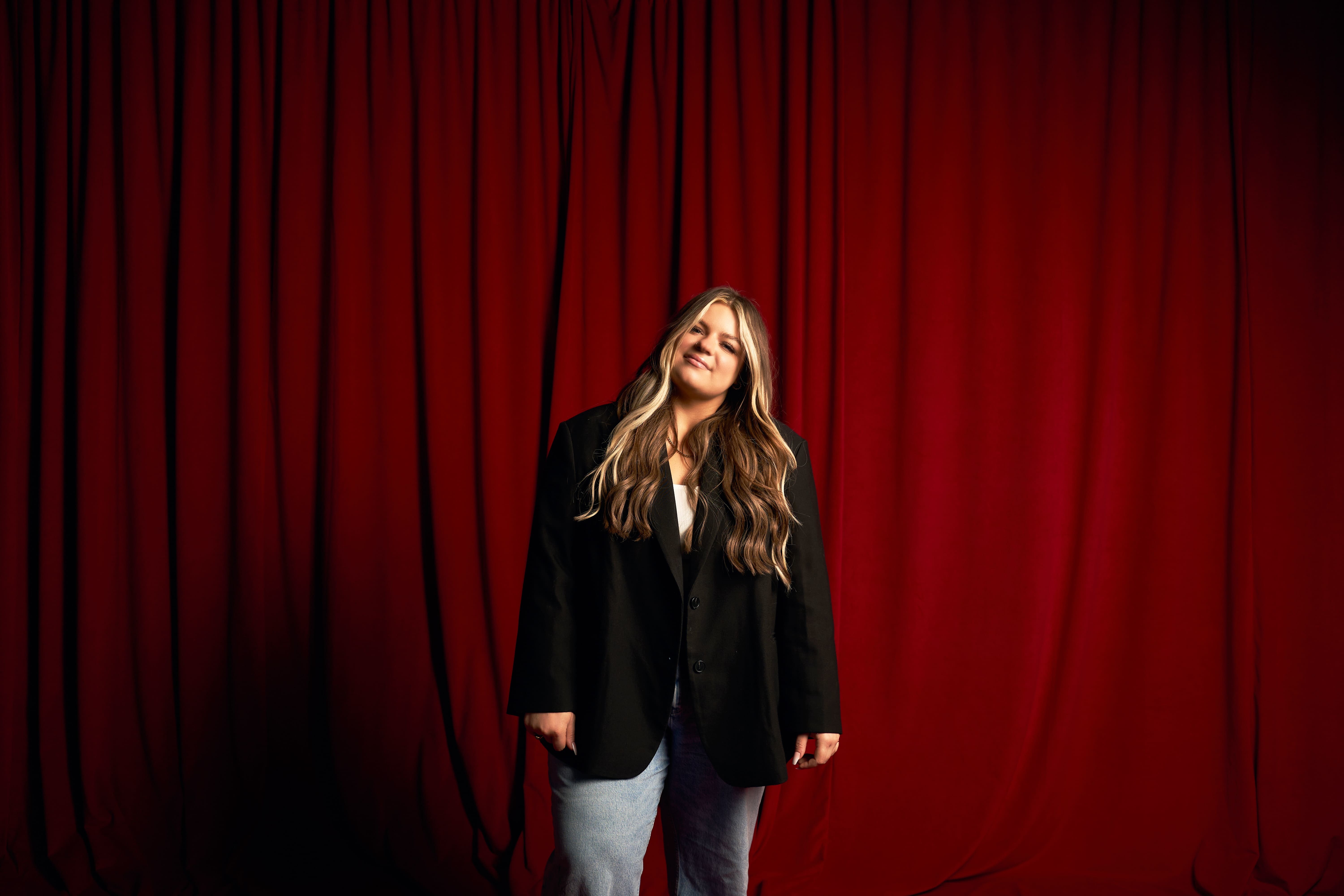 Music News | Anna Golden joins Chris Tomlin for holiday shows | BREATHEcast