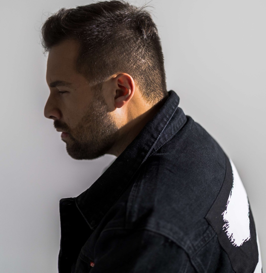 Music News | Caleb Hyles’ “UNPARALYZED” featuring Teerawk (aka Trevor McNevan) | BREATHEcast